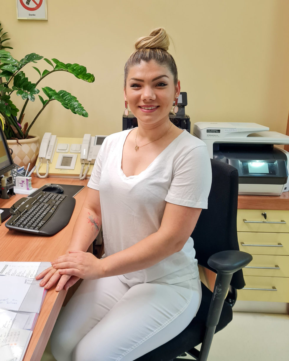 Team - Dr. Sarah Fuchs